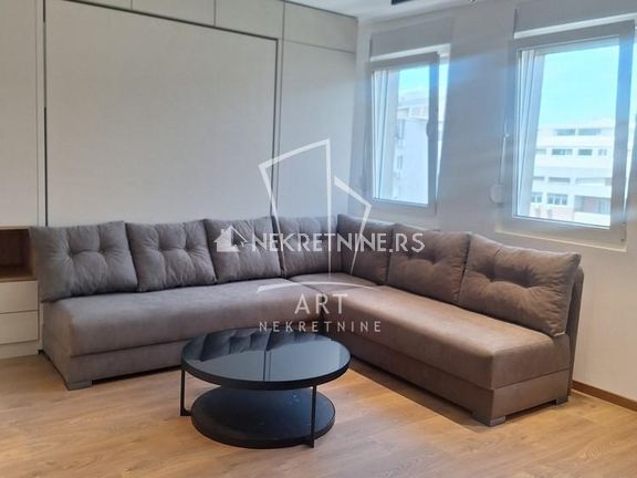 YUBC, Bulevar Mihajla Pupina, 33m2 ID#11426