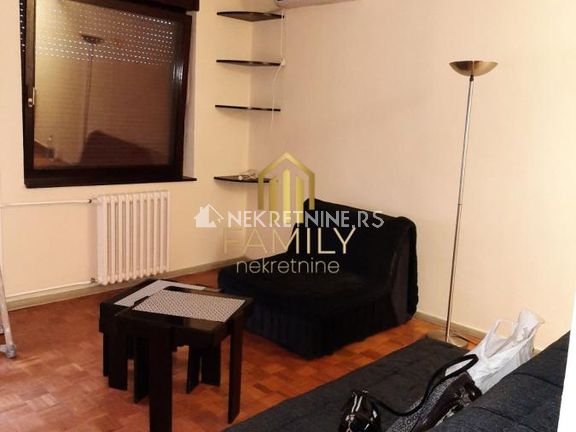 Izdaje se garsonjera - Sajam, 28m2
