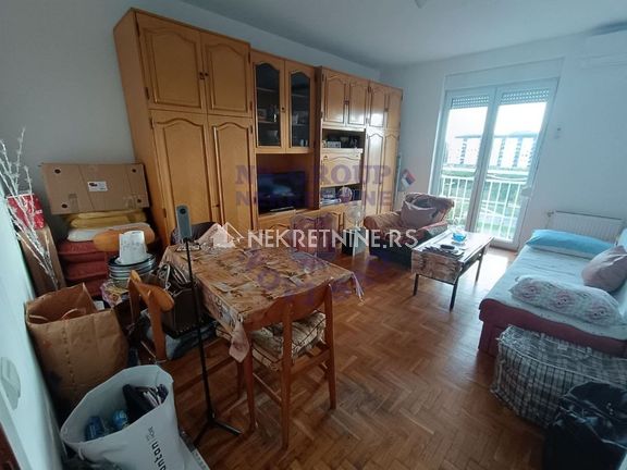 Jednosoban 30m2 Nova Detelinara