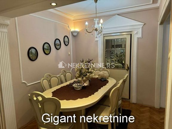 Prodaja troiposobnog stana u Nišu-Bulevar-park