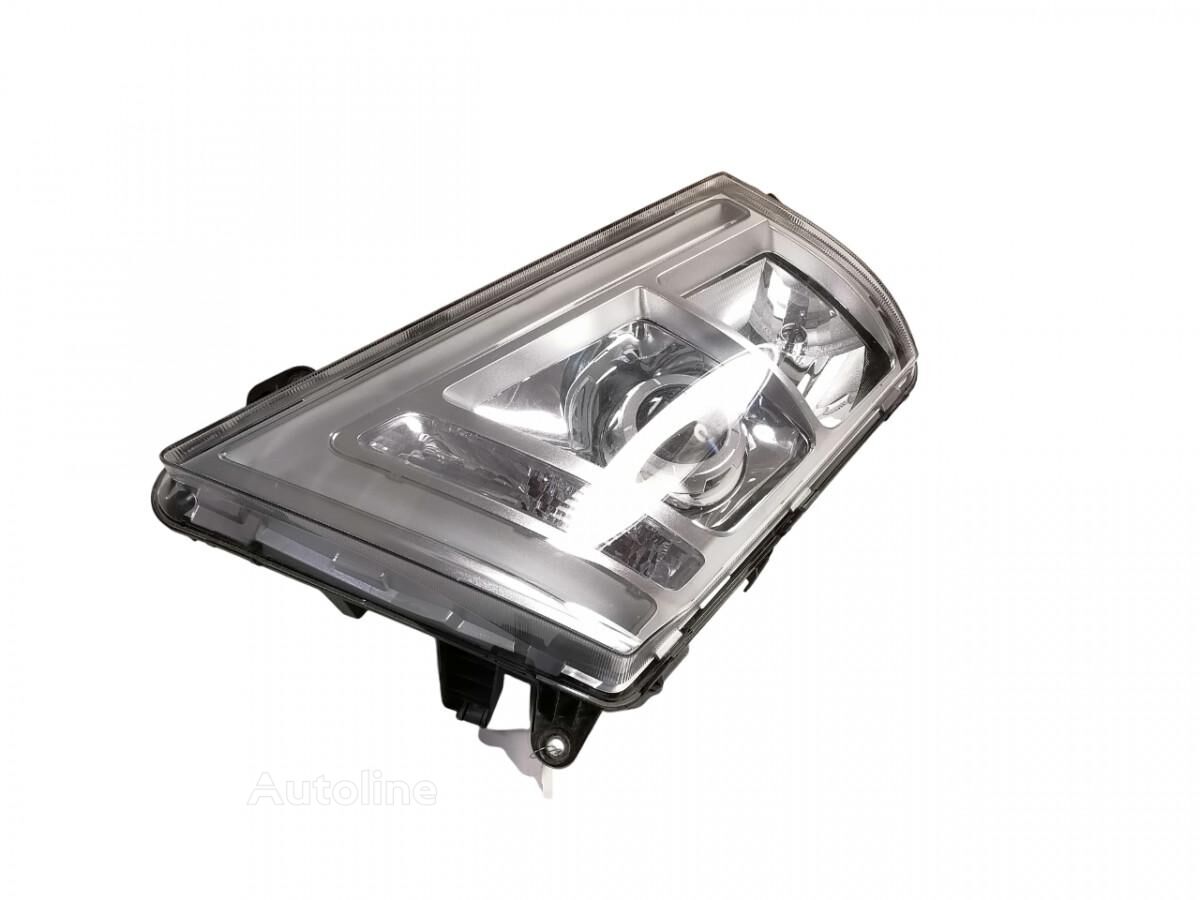 Volvo Light 22239247 far za Volvo tegljača