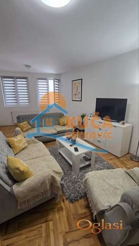 Izdaje se neuseljavana garsonjera u centru, 30m2