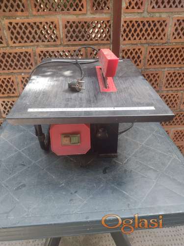 Stoni cirkular 720 W