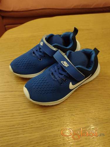 Dečje patike NIKE Br 30