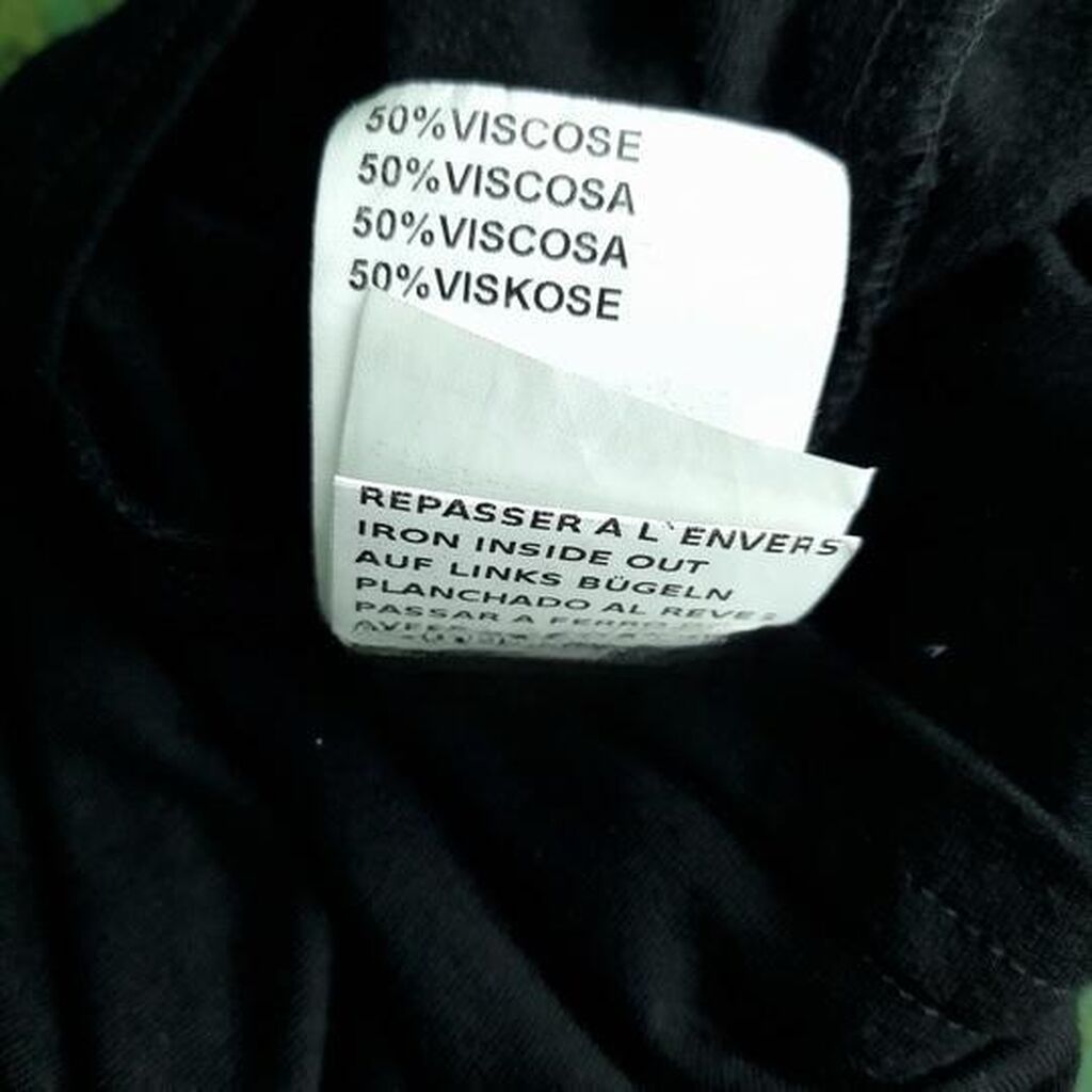 Bluza bilabong, vel. M marka: bilabong veličina: m materijal: viskoza