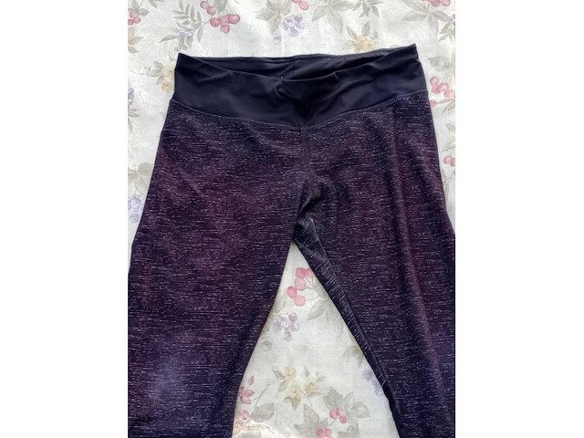 pantalone braon broj 44