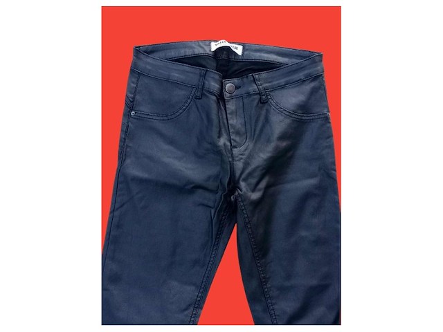 pantalone lasteks crne broj 40 ,,Tally Weijl`
