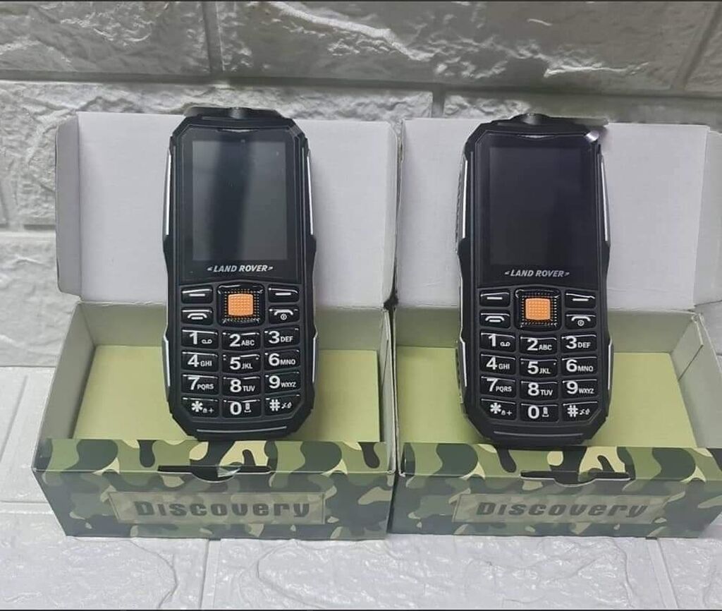 Telefon Land Rover c9 mobilni telefon LAND ROVER C9 3500din Land