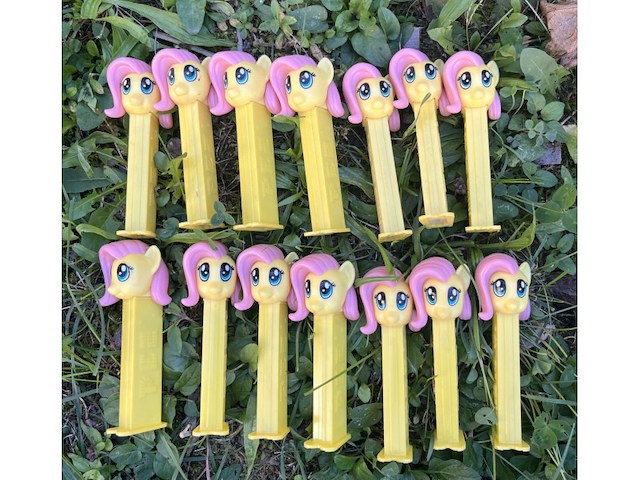 Lot 14 PEZ figura My Little Pony (žuti)