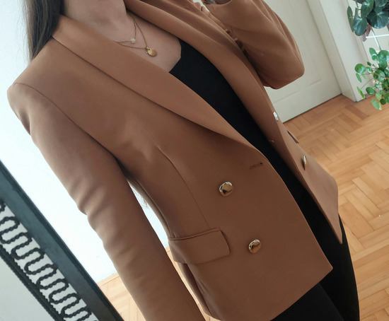Zara sako, S