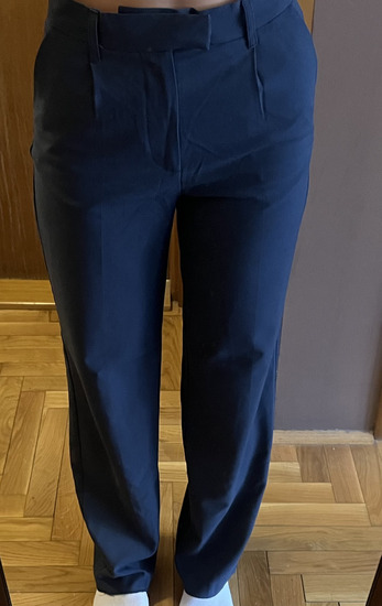 PULL AND BEAR PANTALONE