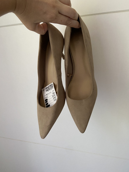 H&M nove salonke