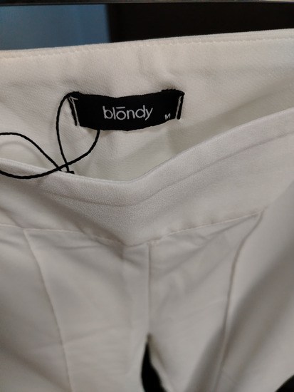 Komplet Blondy Besplatni ptt.