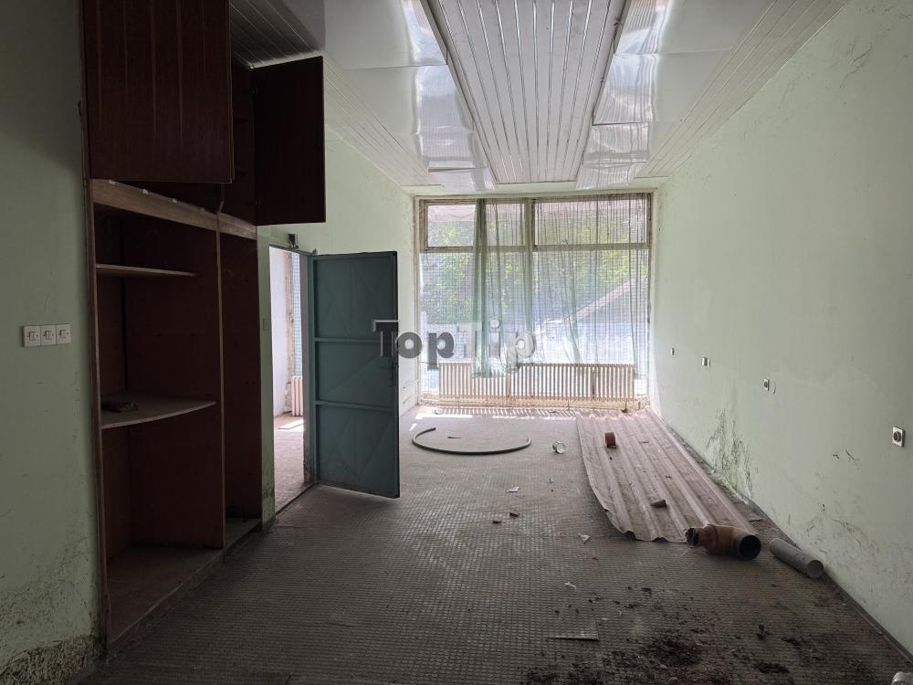 POSLOVNI PROSTOR NA RADIJALCU ID#620 55.000 €