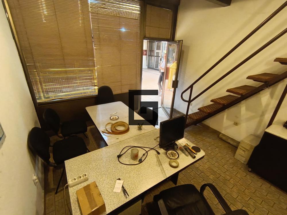 TC Enjub, lokal 28m2, izlog, m.čvor ID#1763 56.000 €