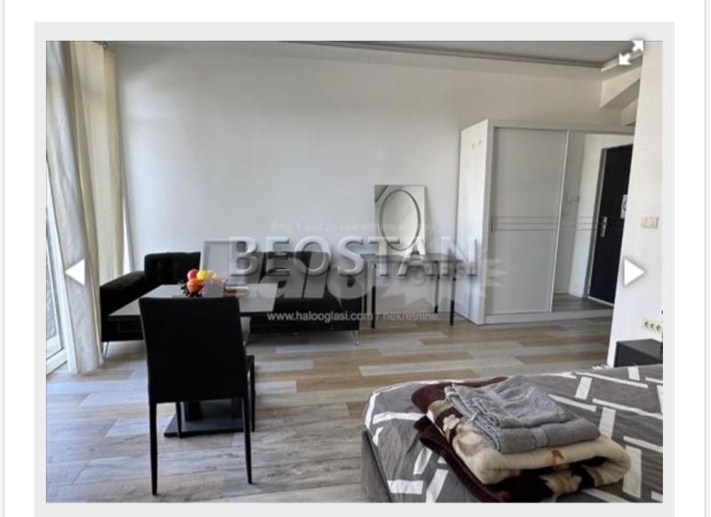 Zemun - Gornji grad #1964234 390 €