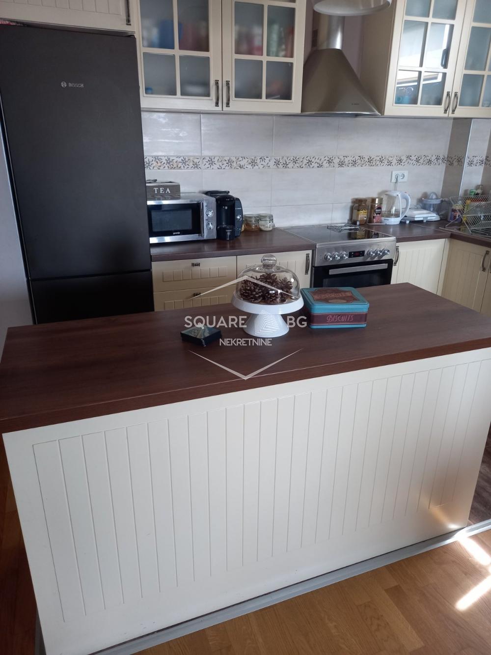 Lekino brdo, 3.0 lux namešten,garaža ID#4433 1.200 €