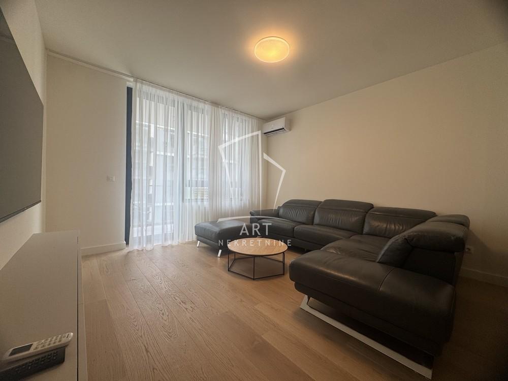 BW Echo, namešten 2.0 stan ID#12253 1.100 €