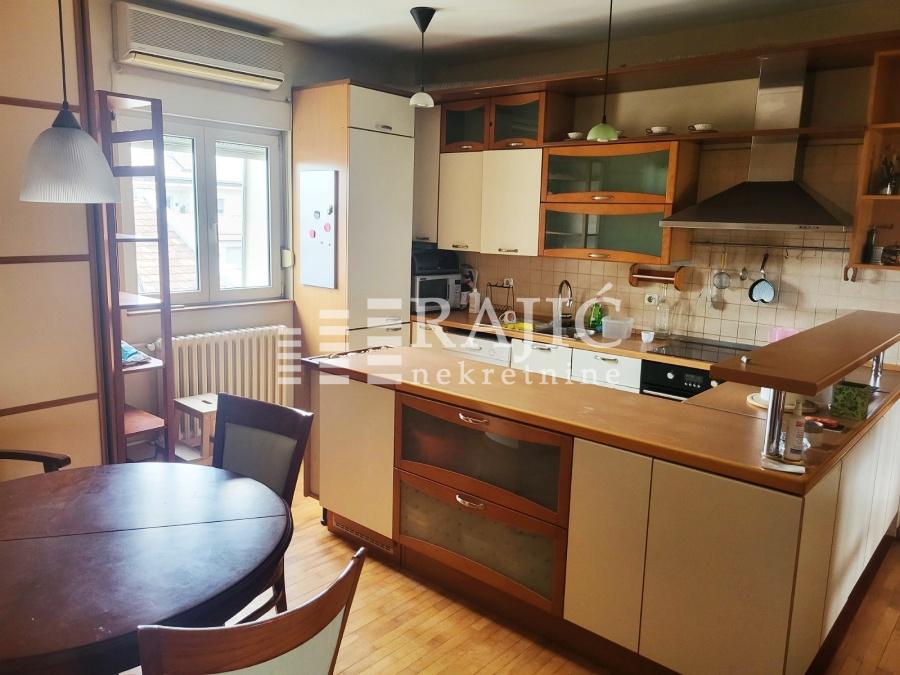 Vračar,Vojvode Dragomira,94m2,3.0 #4290 950 €
