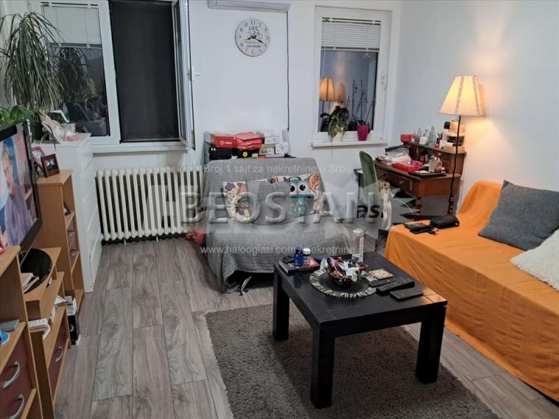 Novi Beograd - Blok 70a #64214 480 €