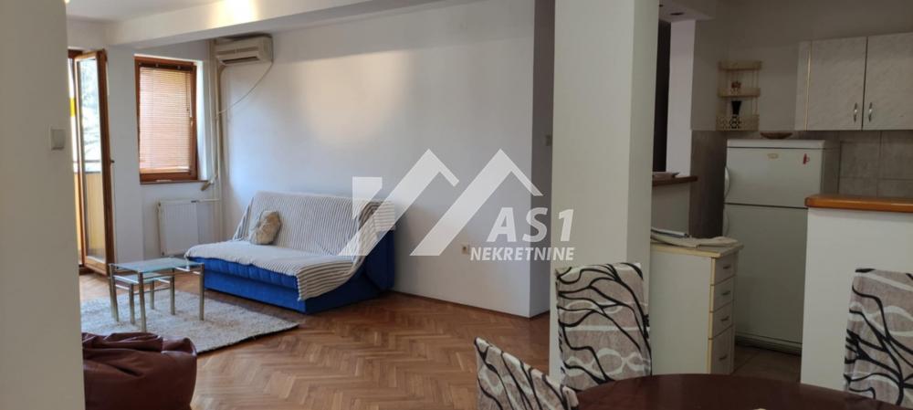Odličan stan u Petra Drapšina ID#3598 370 €