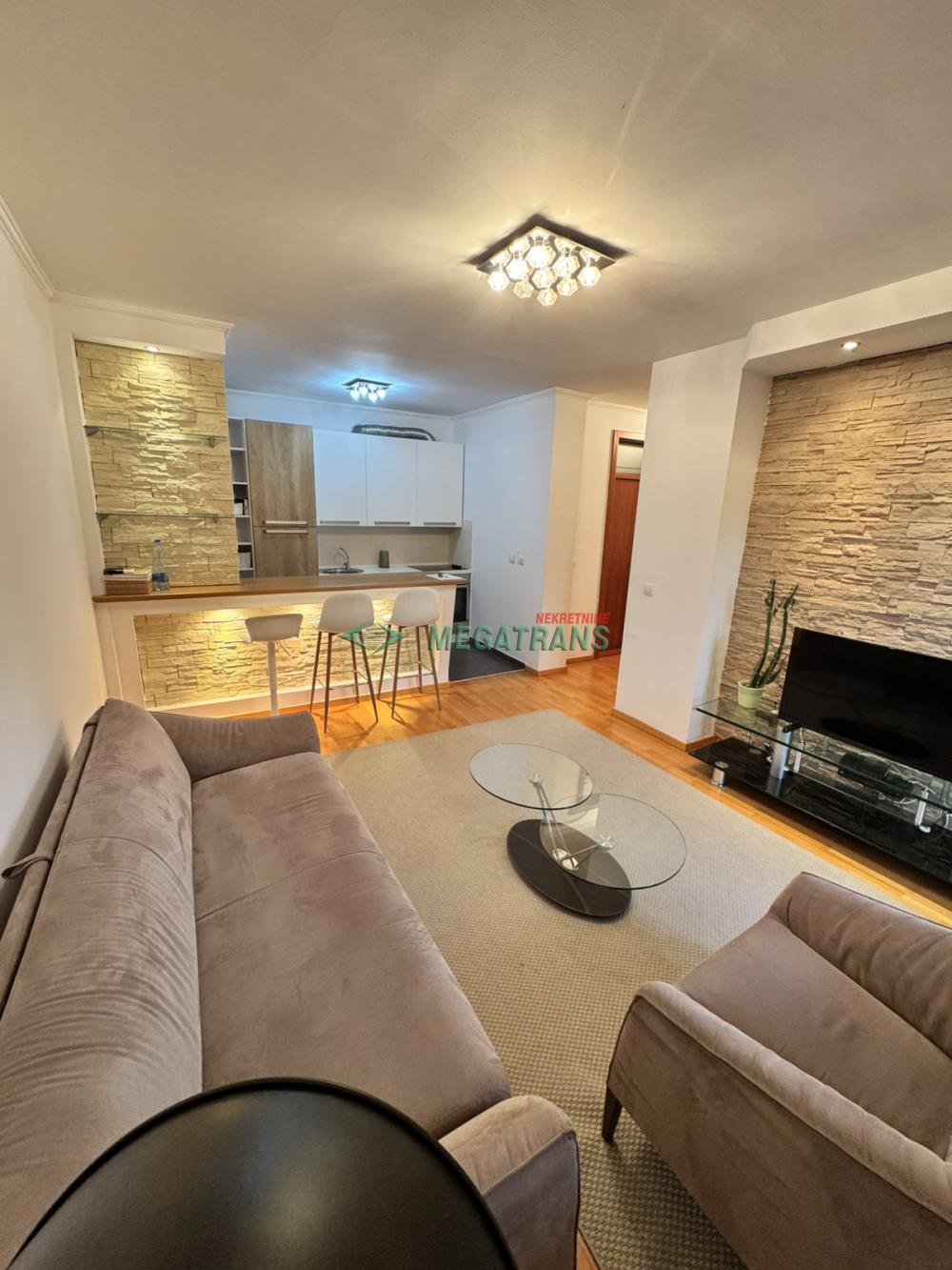 2 soban, LUX, 56 m2, novogradnja, centar. Radnička ulica. ID#755 600 €