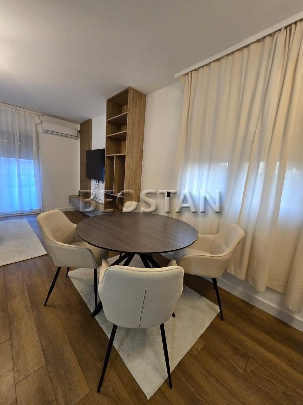 Novi Beograd - Ledine #64184 750 €