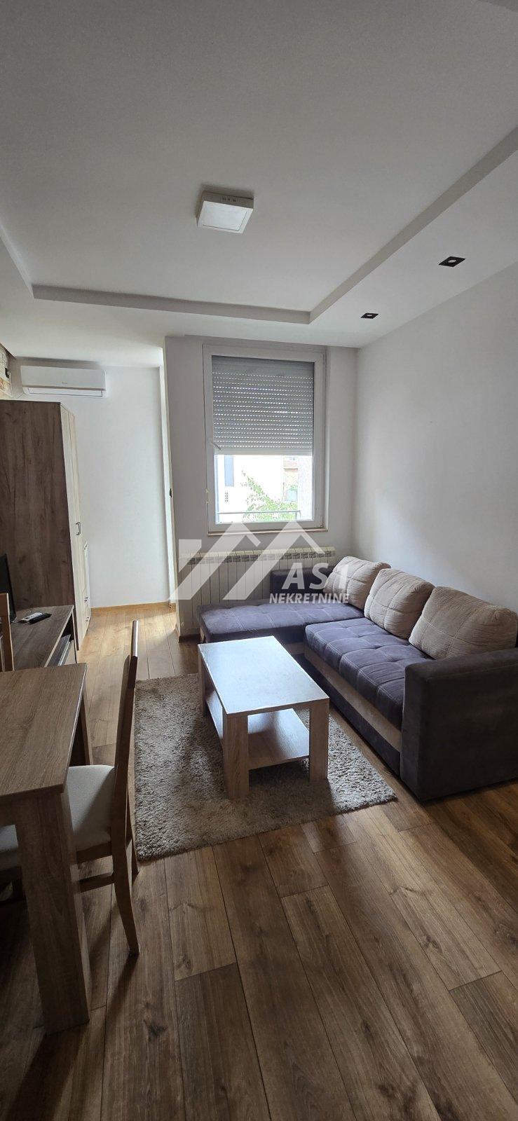 Izdajem fenomenalan jednoiposoban stan na Telepu !!! ID#3576 350 €
