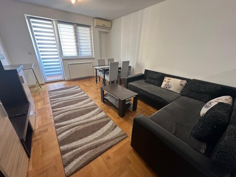 Zvezdara-Aviv Park-Trosoban-Namešten ID#3044 500 €