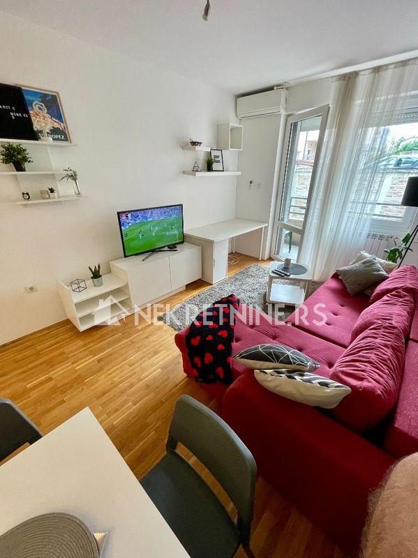 Đeram pijaca, 2.0 namešten ID#18674 650 €