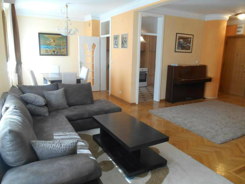 Arena,trosoban komforan ID#1634 1.200 €