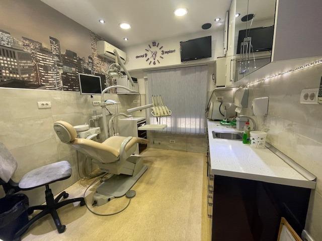 Izdaje se opremljena stomatoloska ordinacija u centru ID#2335 1.000 €