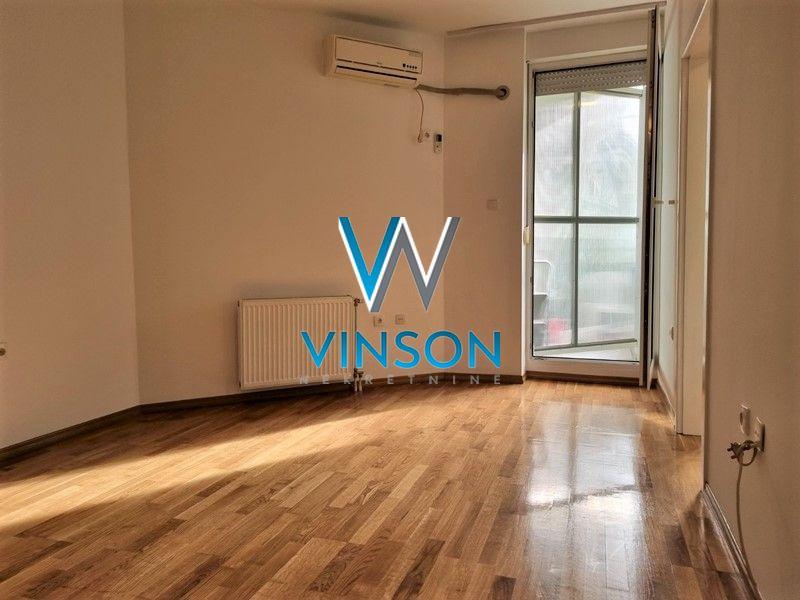 Novi Sad, Centar - Nenamešten poslovni prostor ID#9102098 350 €
