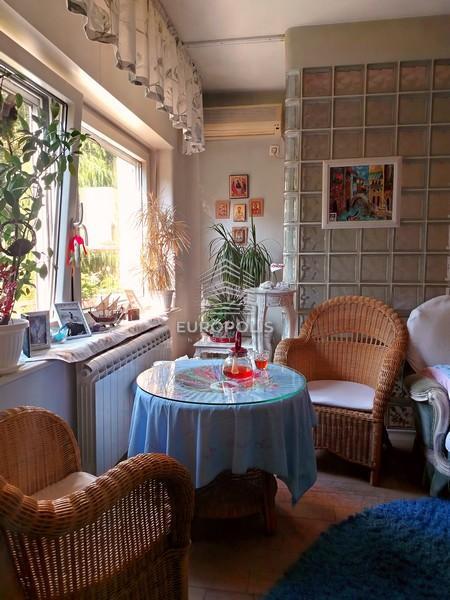 Odličan trosoban stan u centru Zemuna ID#8327 210.000 €
