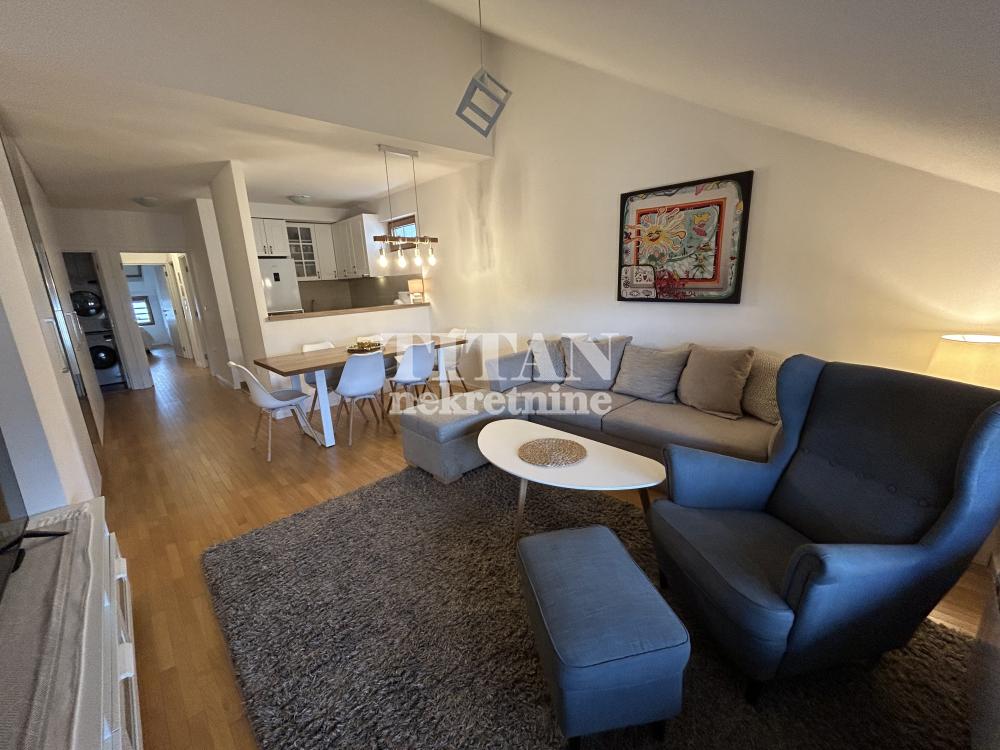 Zelena avenija uknjizen ,sa parkingom ID#5544 260.000 €