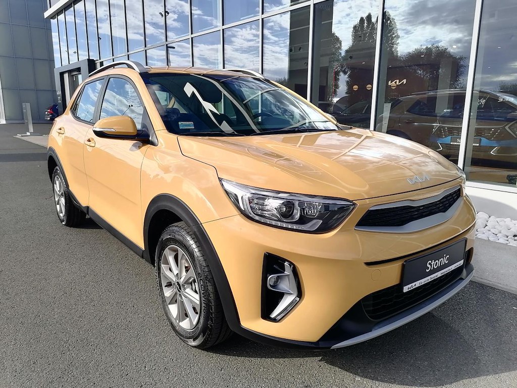 KIA STONIC (YB-CUV) G1.2 M/T - LX