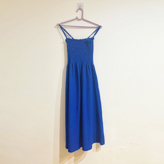 013. H&M rojal plava haljina na bretele