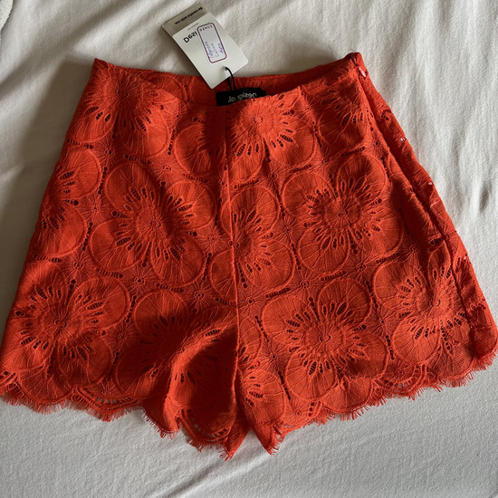 Desigual sorts etiketa