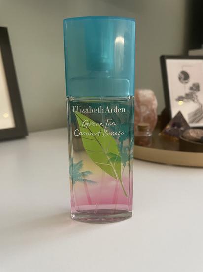 Elizabeth Arden Green tea coconut breeze