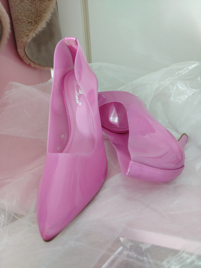 Roze salonke