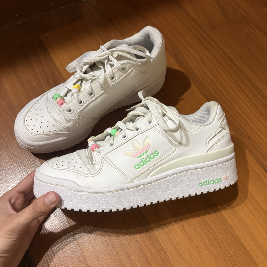Adidas forum patike