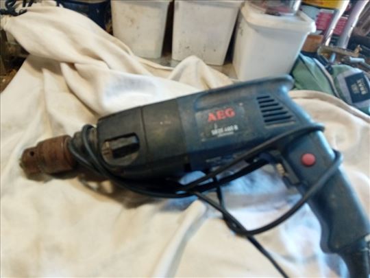 AEG bušilica 680w