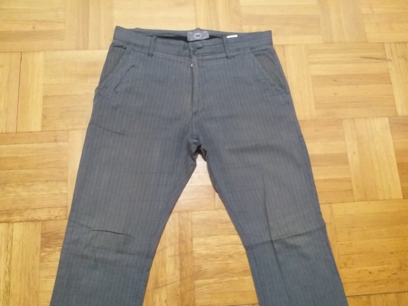 Springfield pantalone evropski broj 44