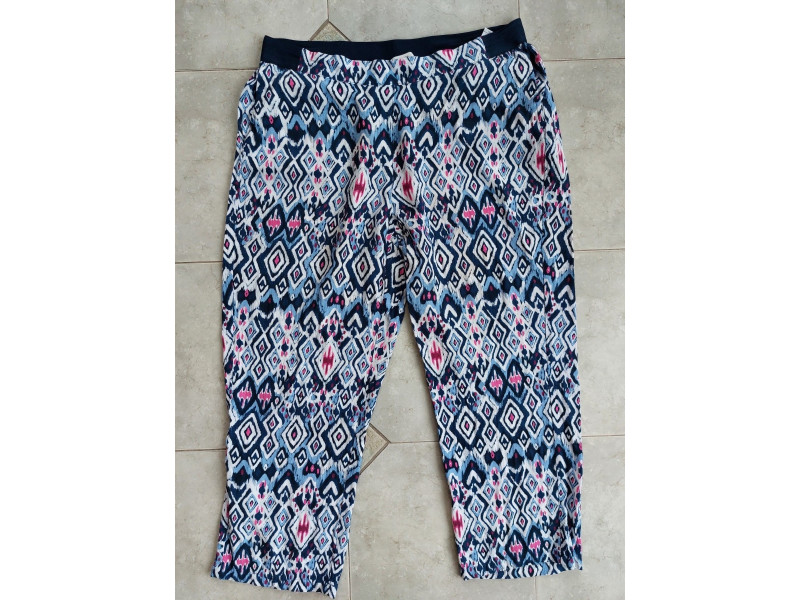 BONITA prelepe pantalone na navlacenje 42 XXL