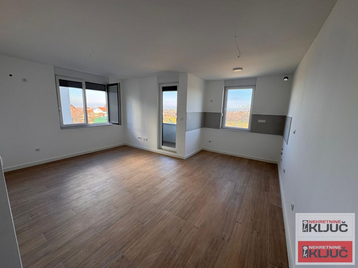 PETROVARADIN-ALIBEGOVAC, 72m2, Troiposoban, Novogradnja