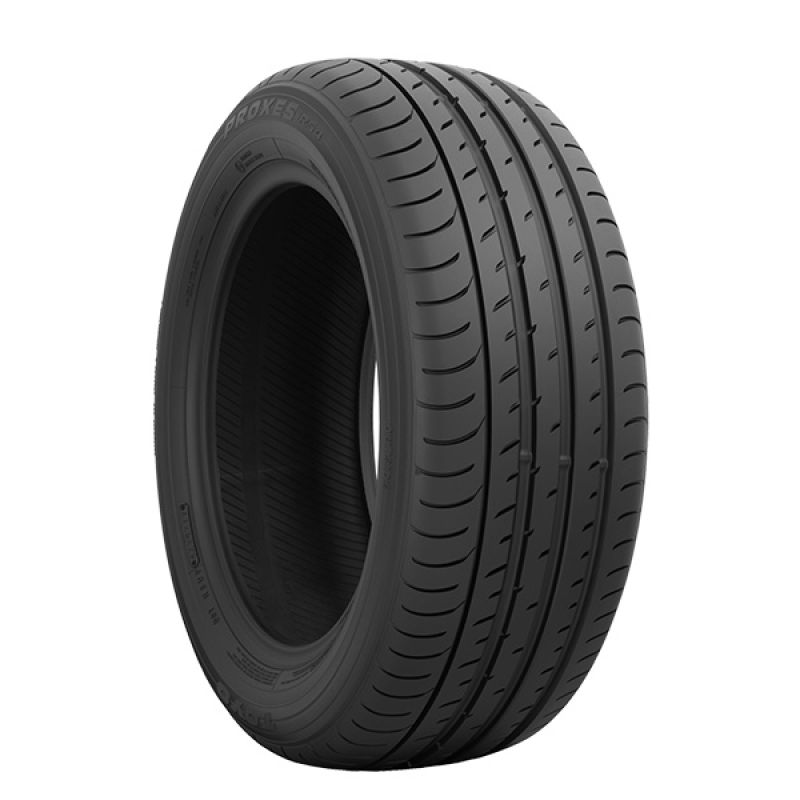 225/55R17 Proxes R54