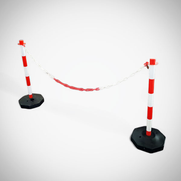 Set plastičnih stubova visine 80cm sa lancem dužine 1,5m
