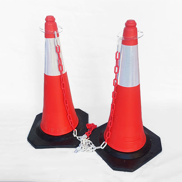 Set čunjeva visine 75cm sa lancem dužine 2,5m