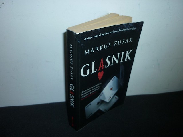 Markus Zusak GLASNIK