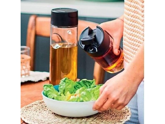 Tupperware začini i posluži 1l- dozer za ulje